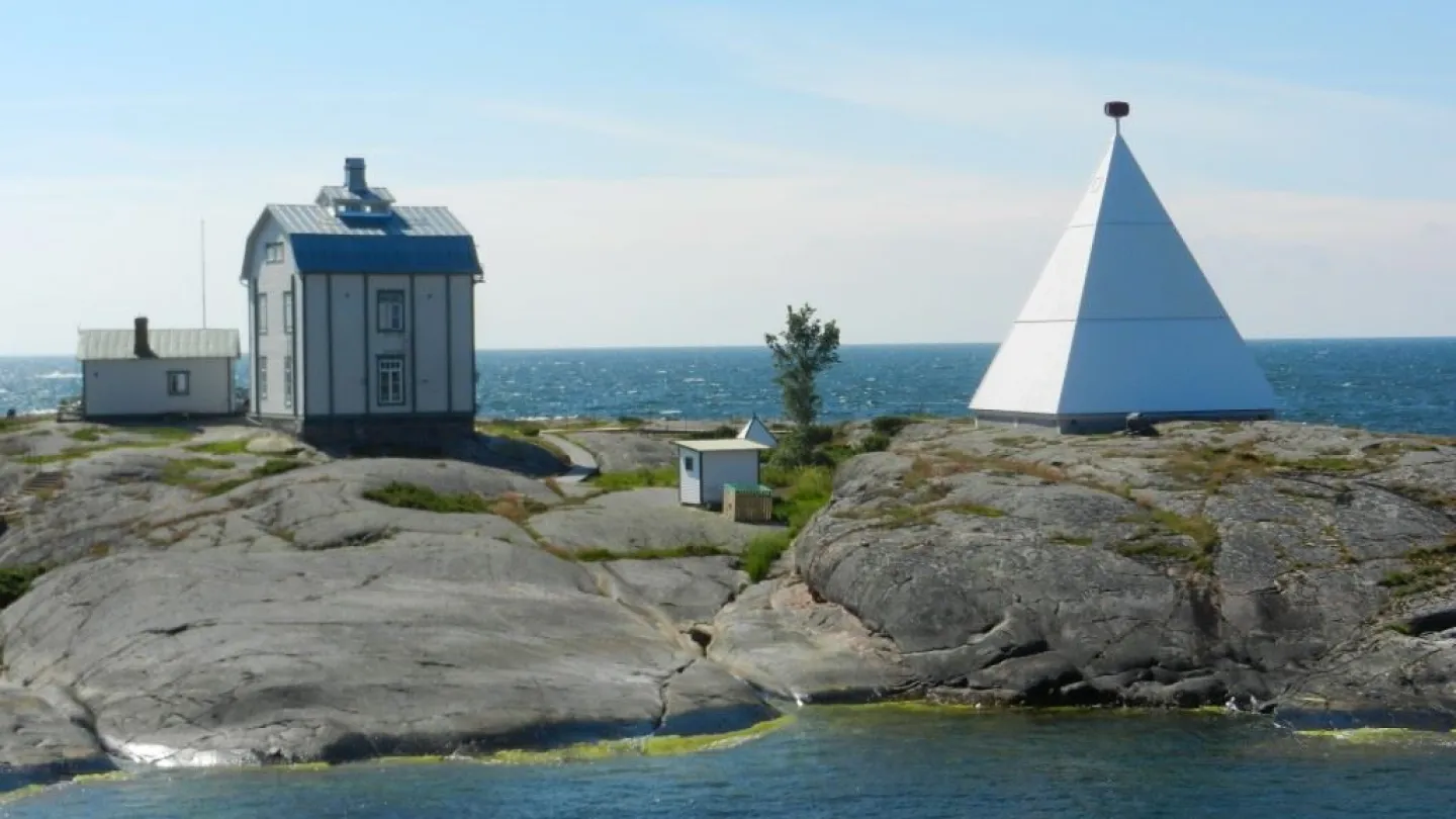 Boat excursions to Kobba Klintar | Visit Åland